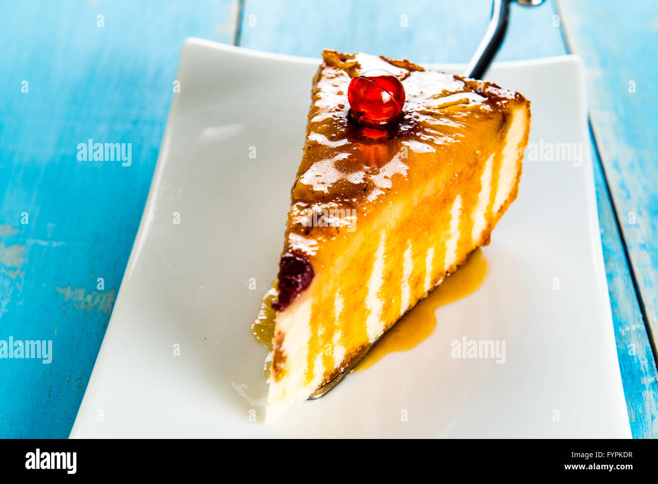 Pice of cake hi-res stock photography and images - Alamy