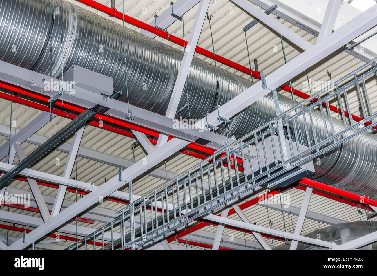 Building engineering hi-res stock photography and images - Alamy