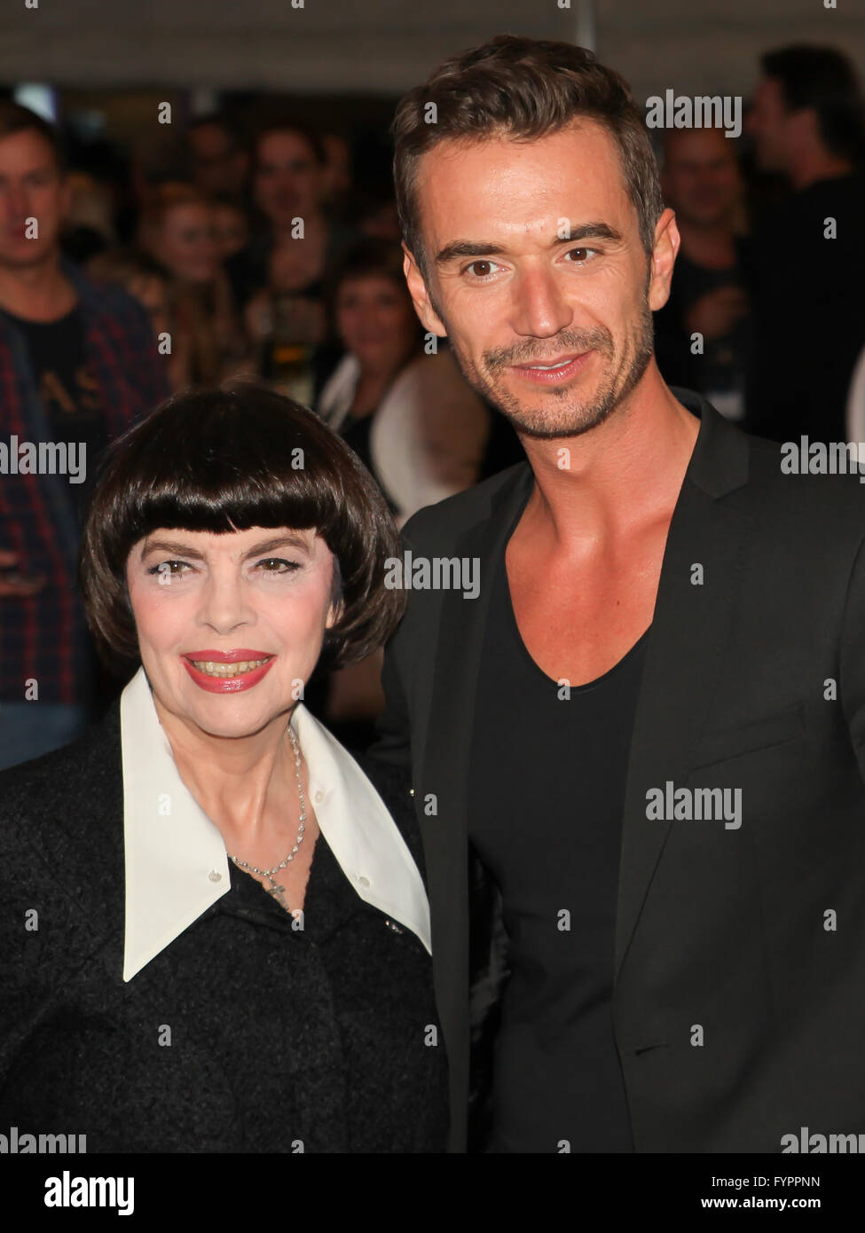Mireille mathieu hi-res stock photography and images - Alamy