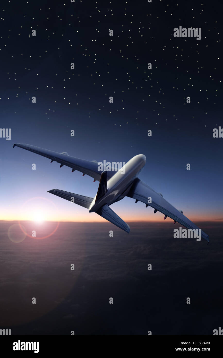 Passenger airliner hi-res stock photography and images - Alamy