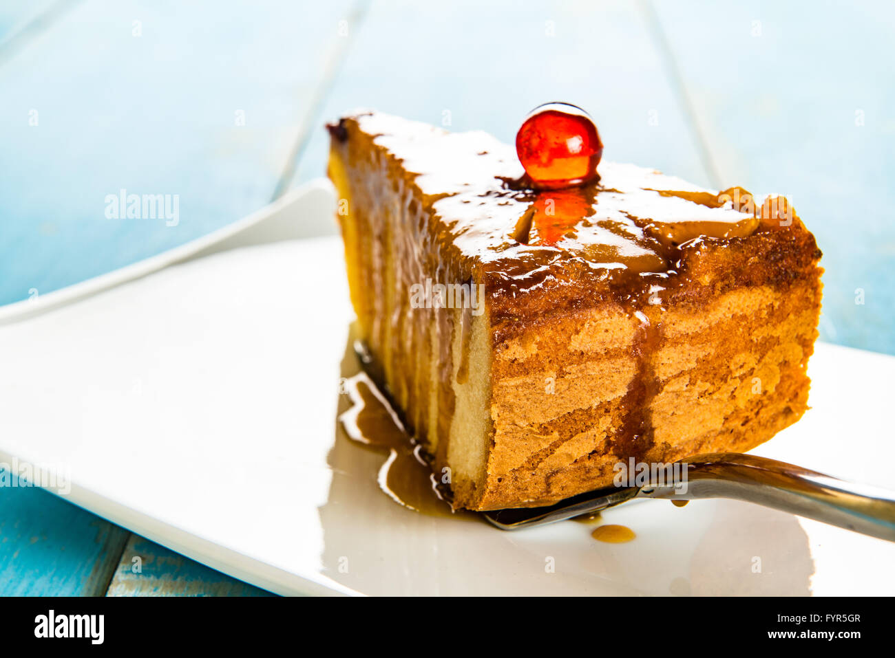 Pice of cake hi-res stock photography and images - Alamy