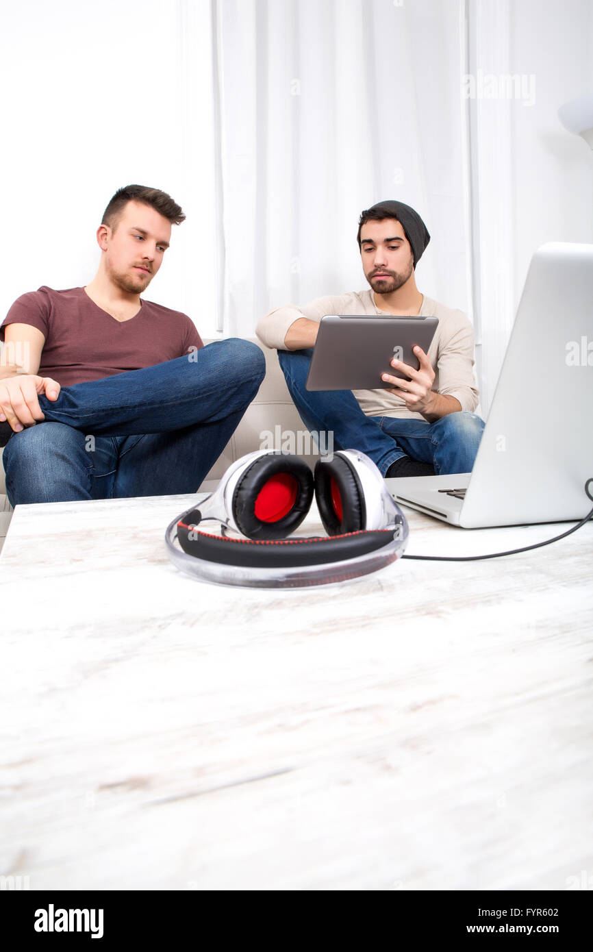 Two men talk sofa not female hi-res stock photography and images - Alamy