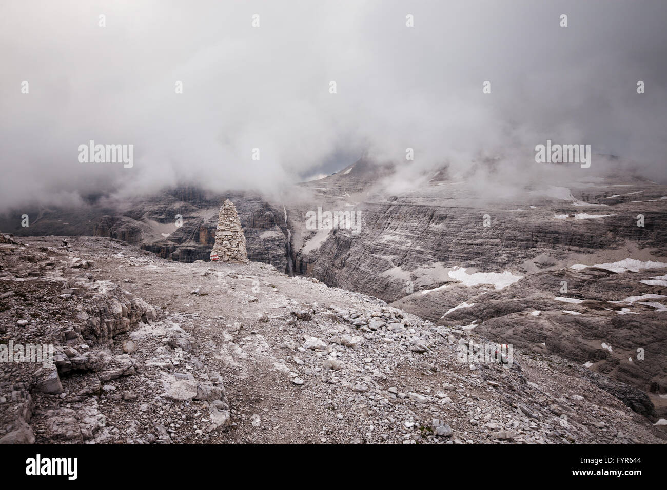 Stormy weather hi-res stock photography and images - Alamy