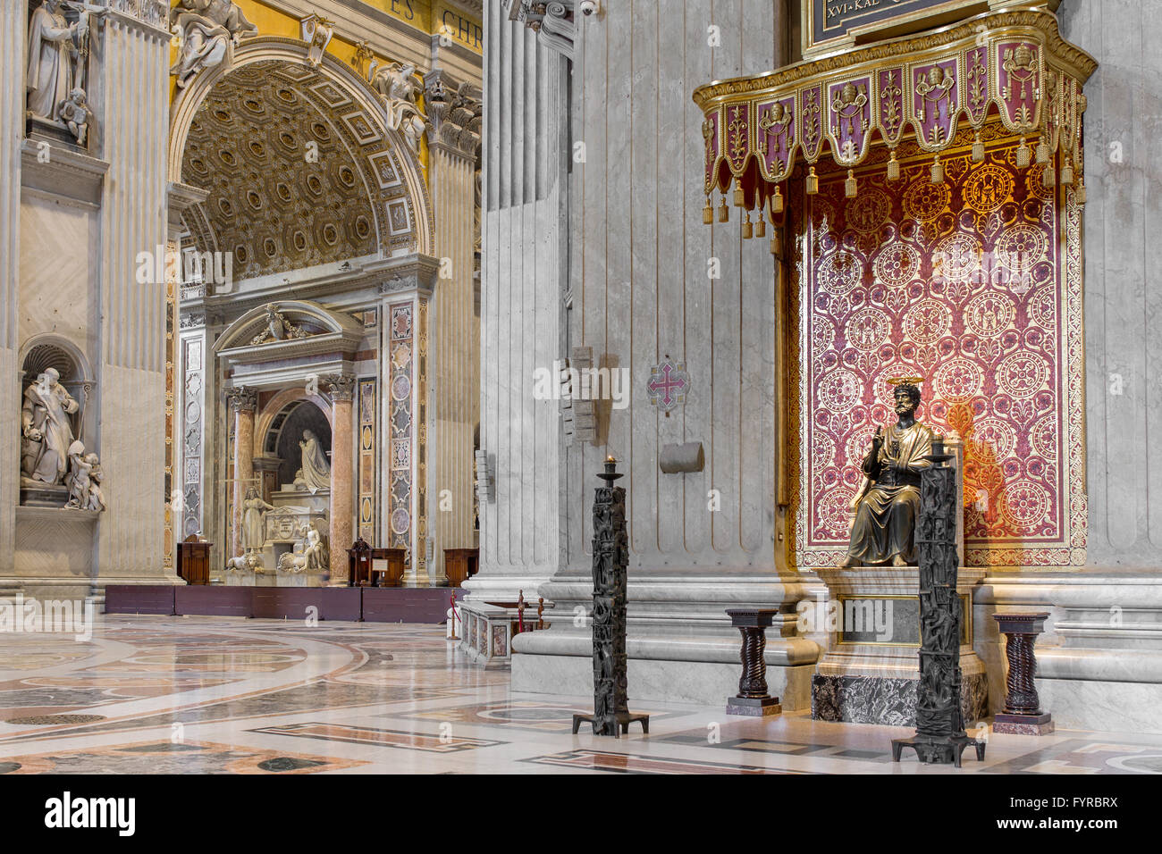 Inside view of the dome of st peters basilica hi-res stock photography ...