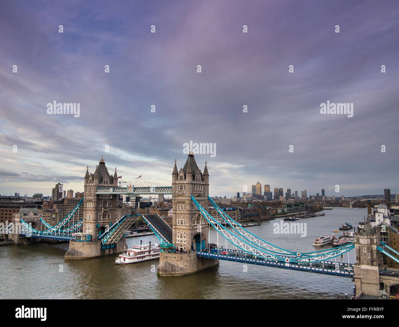 London: Tower Bridge over the River Thames Stock Photo - Alamy