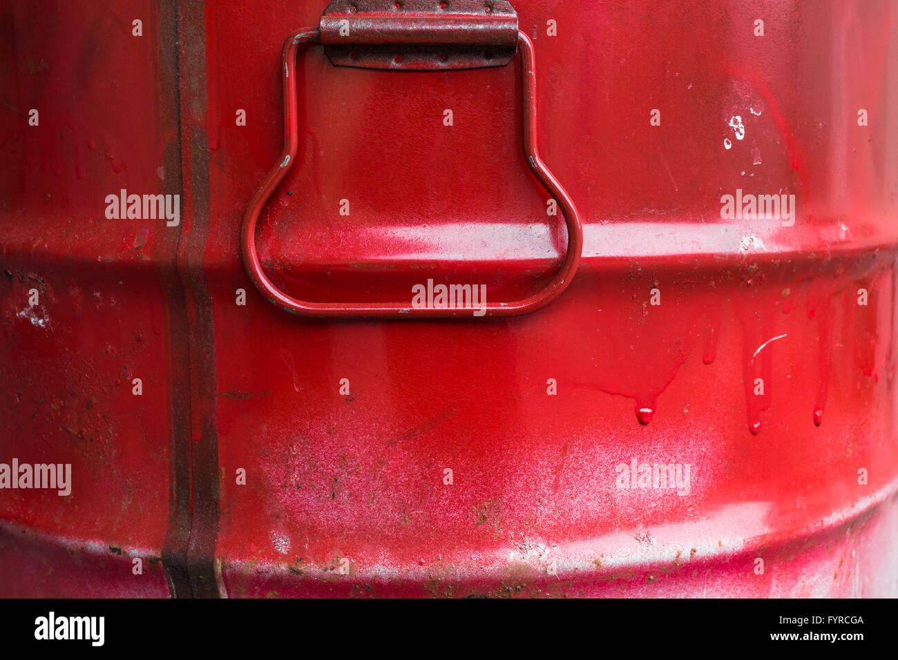 A barrel of paint hi-res stock photography and images - Alamy