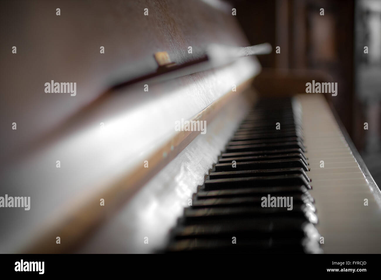 Musical instruments piano hi-res stock photography and images - Alamy