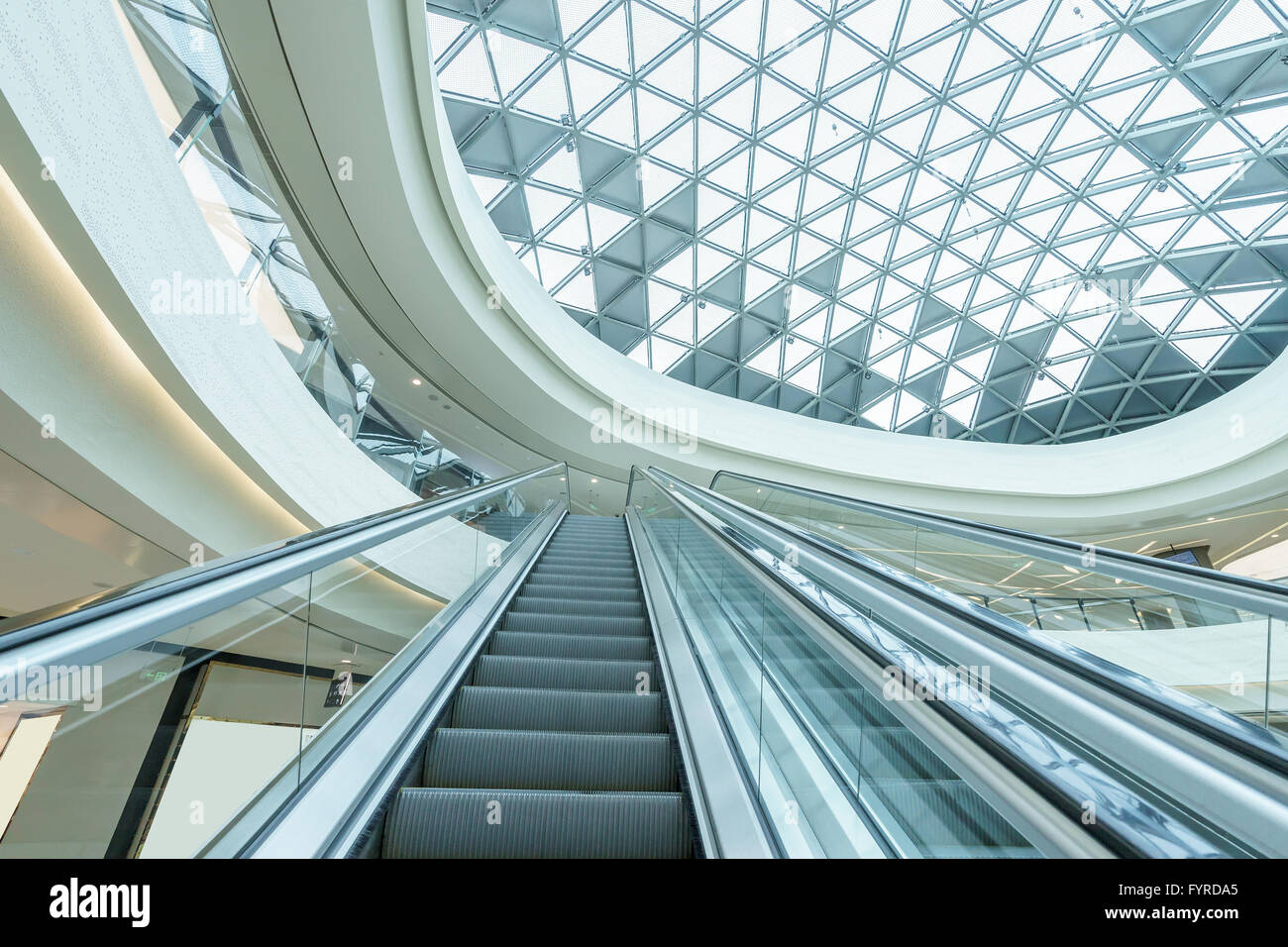 Floor escalator roof hi-res stock photography and images - Alamy