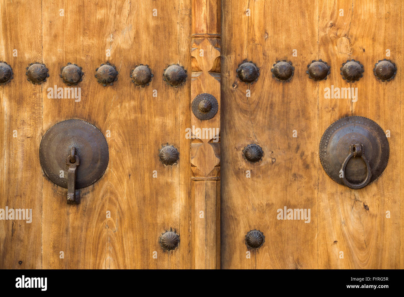 Iran door hi-res stock photography and images - Alamy