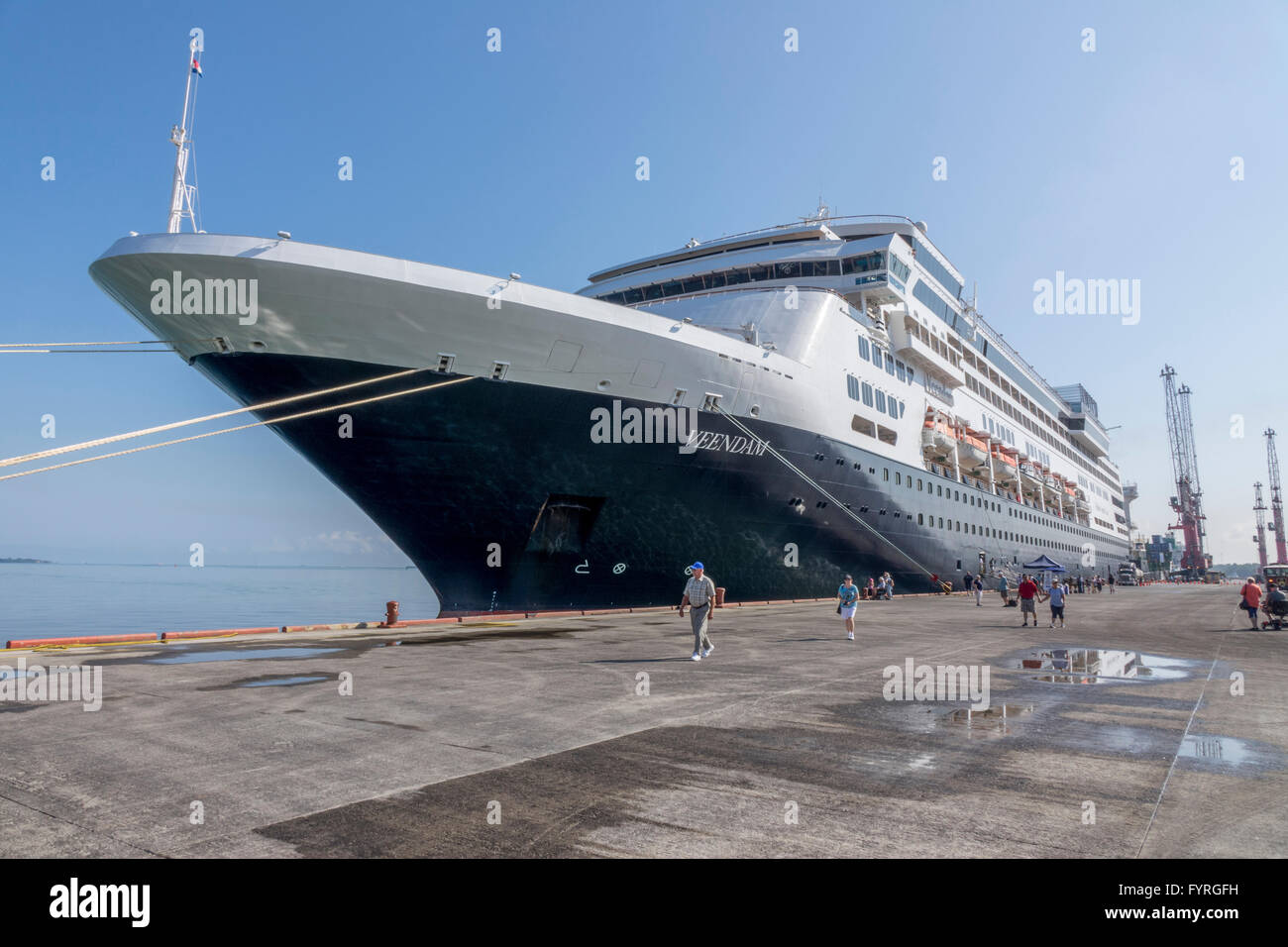 Ship veendam holland hi-res stock photography and images - Alamy
