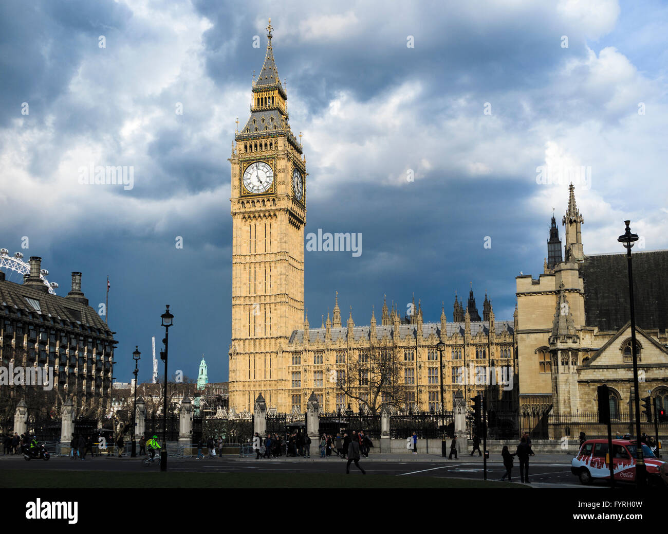 Big Ben and the Houses of Parliament, Palace of Westminster, London ...