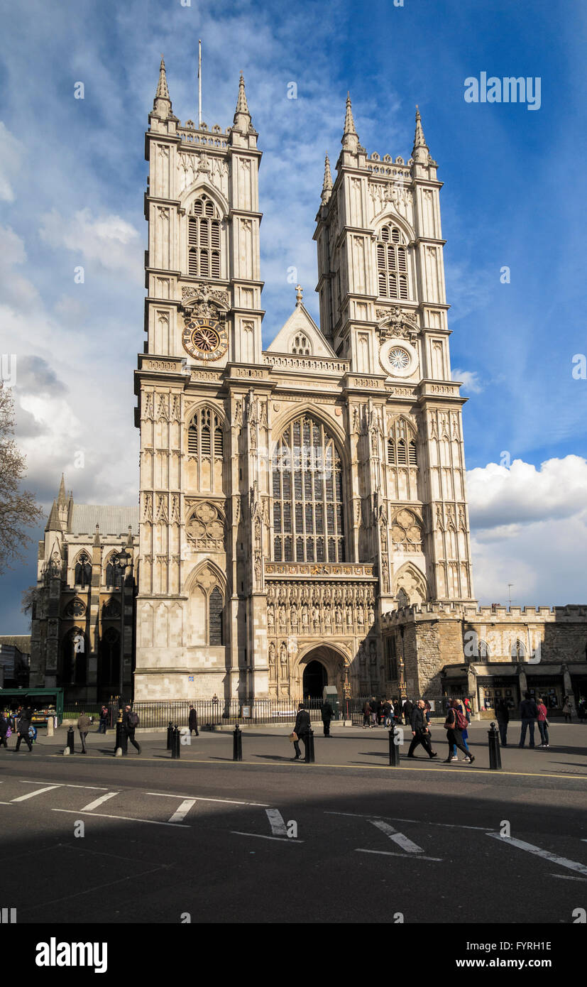 The front facade of iconic Westminster Abbey, London SW1, a leading ...