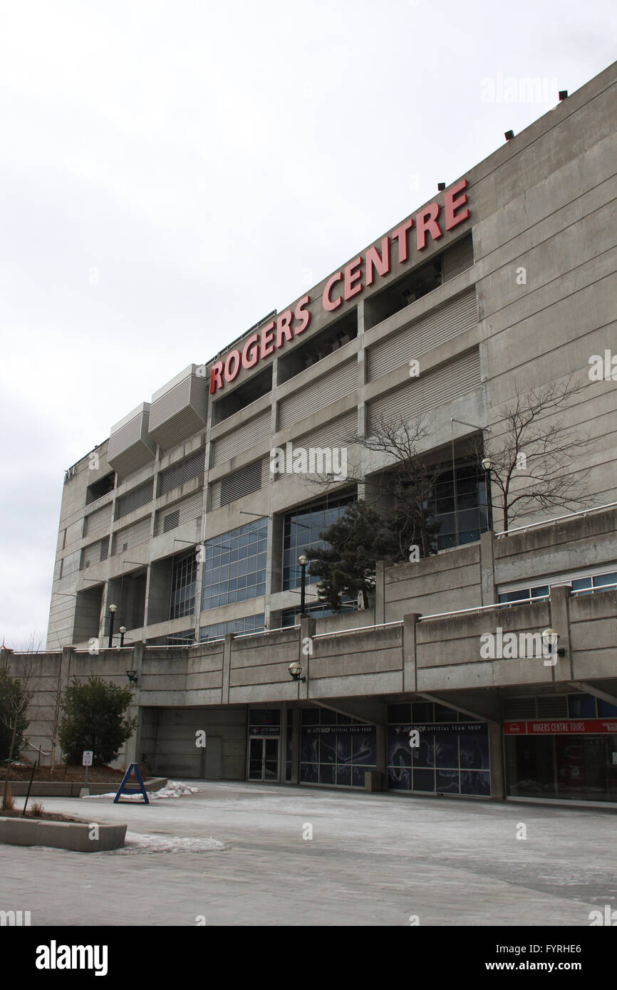 Rogers communications logo hi-res stock photography and images - Alamy