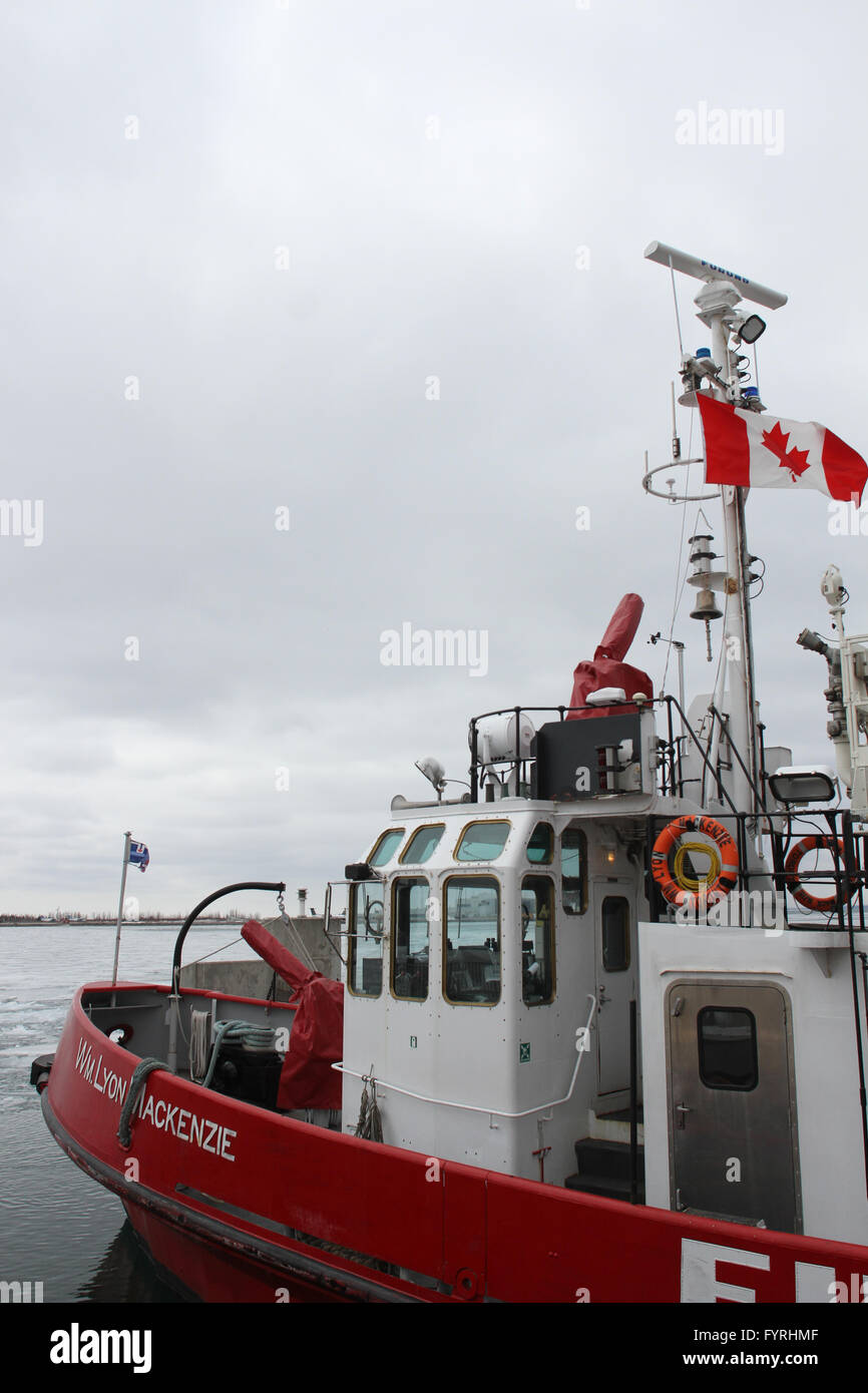 A fire rescue boat in Toronto, ON. Canada Stock Photo - Alamy