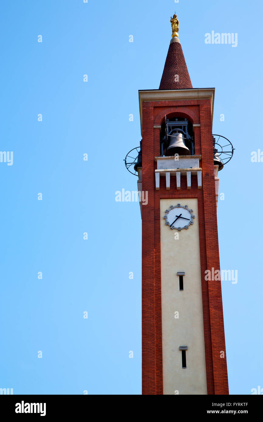 ancie tower in italy europe old Stock Photo - Alamy