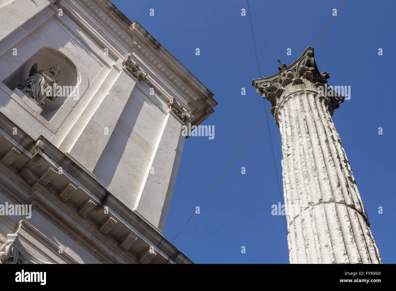 Ancient Roman column Stock Photo - Alamy