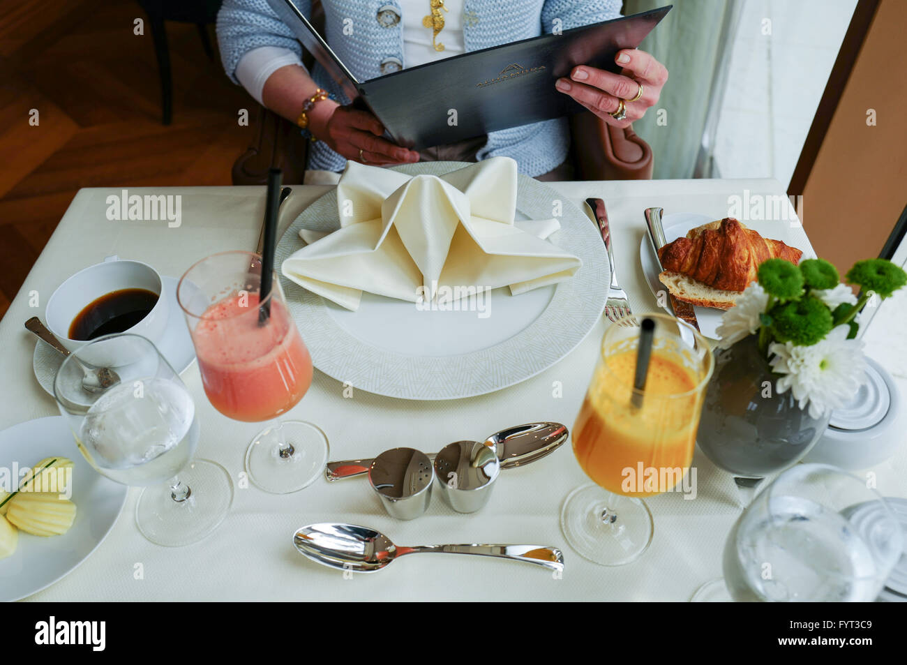 All day breakfast menu hi-res stock photography and images - Alamy