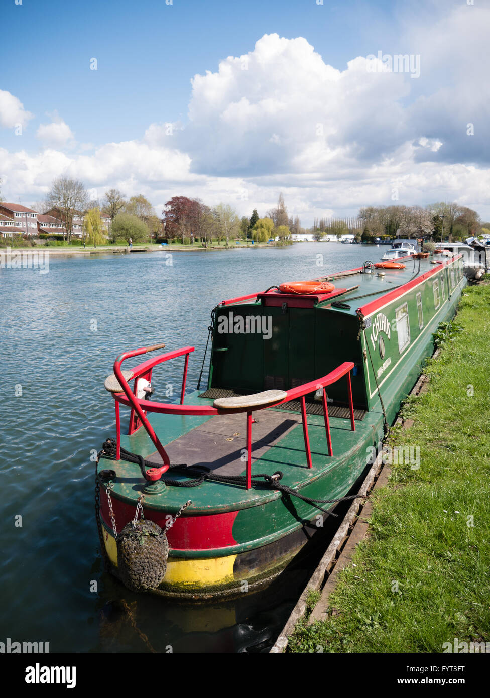 Narrow Boat, River Thames, Reading, Berkshire, England, UK, GB Stock ...