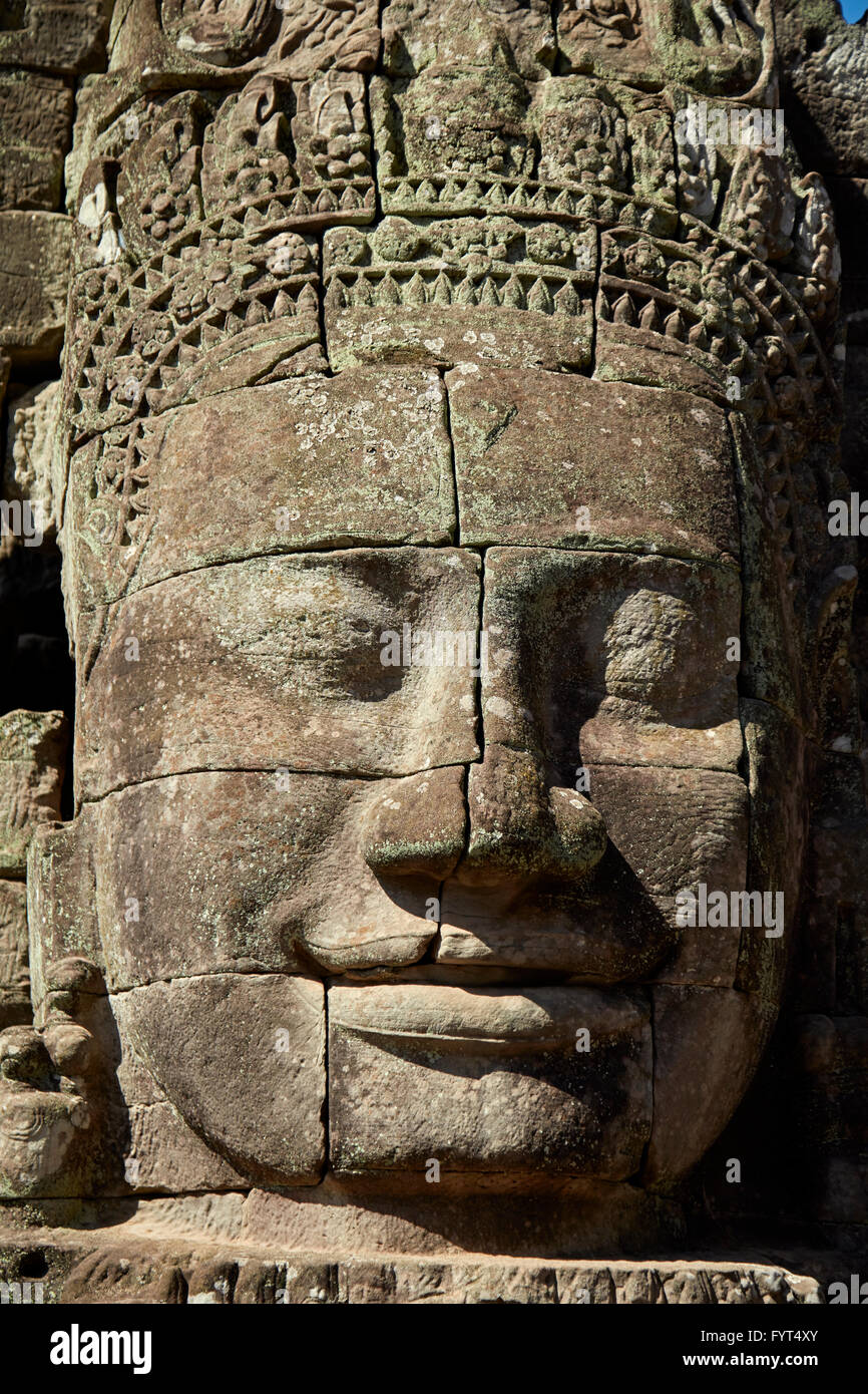 Face, Bayon temple ruins, Angkor Thom (12th century temple complex ...