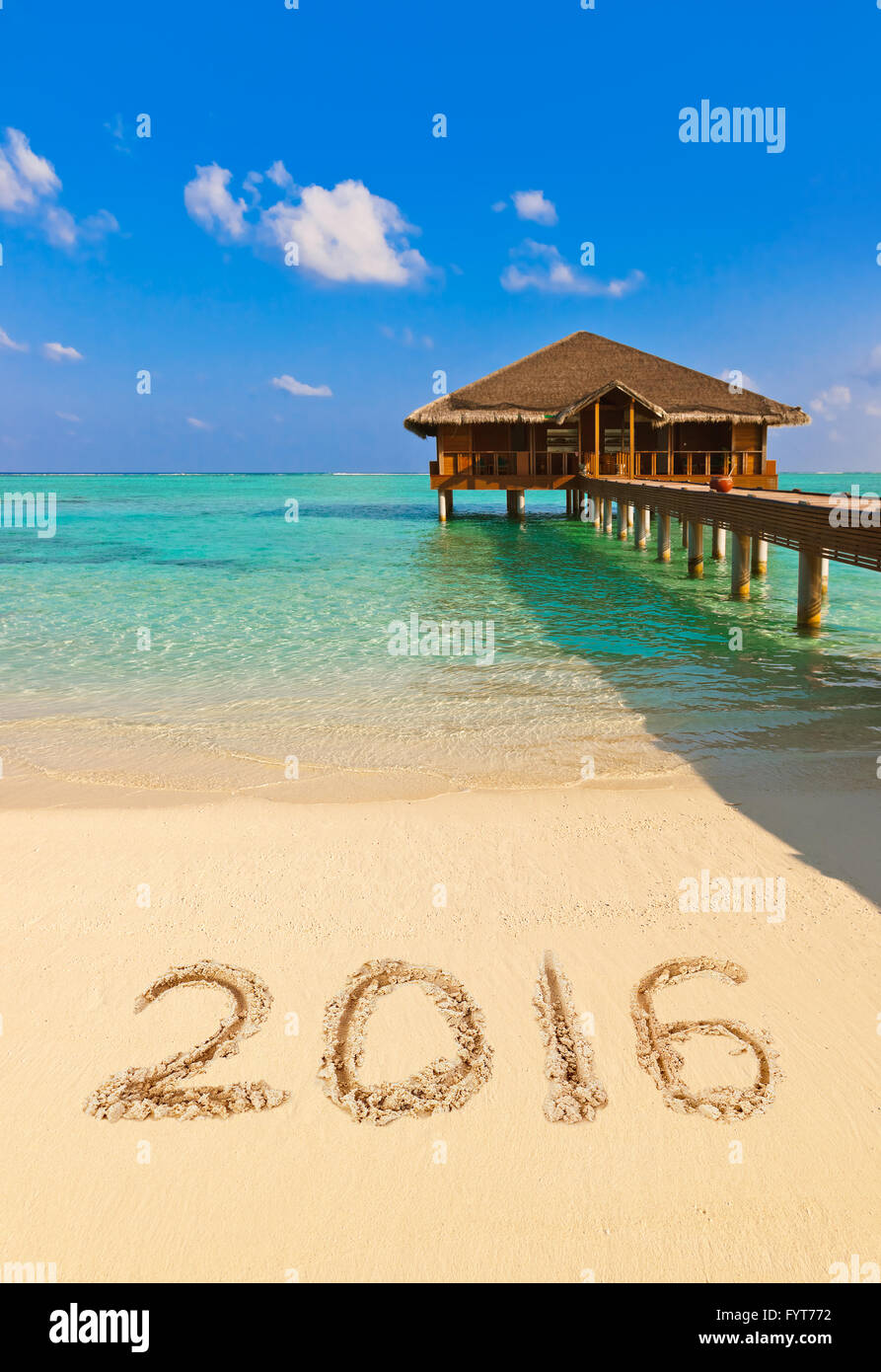 Numbers 2016 on beach Stock Photo - Alamy