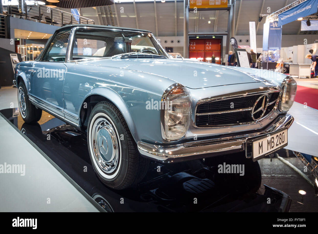 Sports car Mercedes-Benz 280 SL (W113), 1968 Stock Photo - Alamy