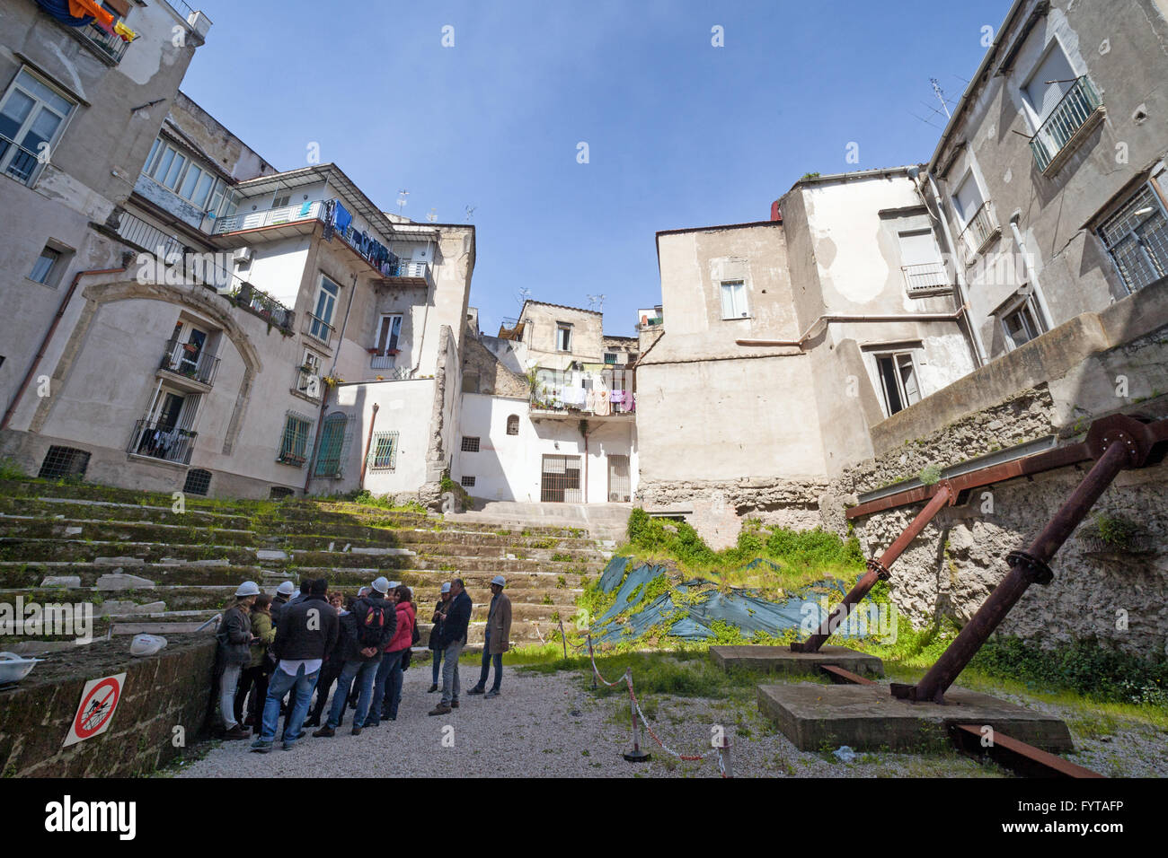 Greco roman art and architecture hi-res stock photography and images ...