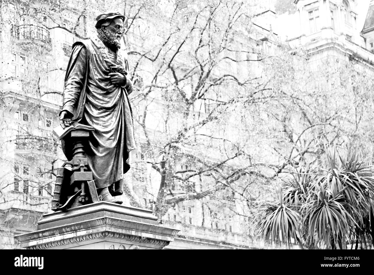 england historic marble and statue in old city of london Stock Photo ...