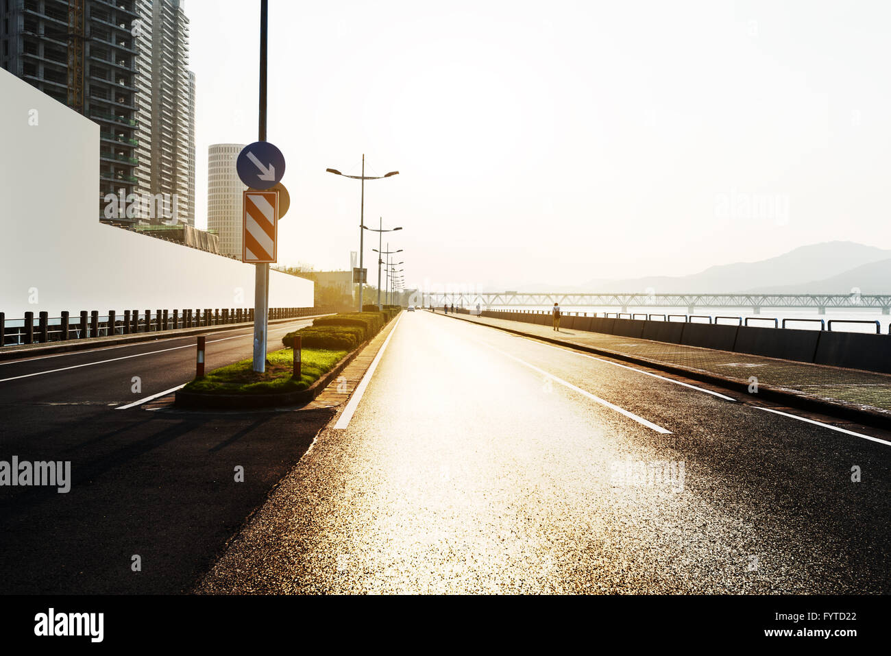 Skyline sun hi-res stock photography and images - Alamy