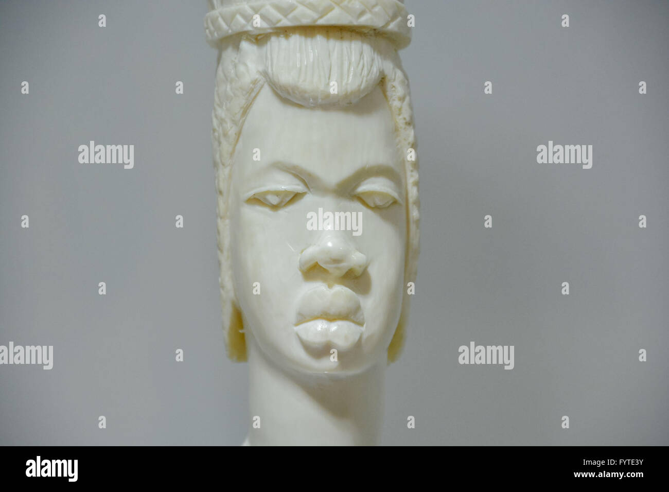 African ivory horn hi-res stock photography and images - Alamy