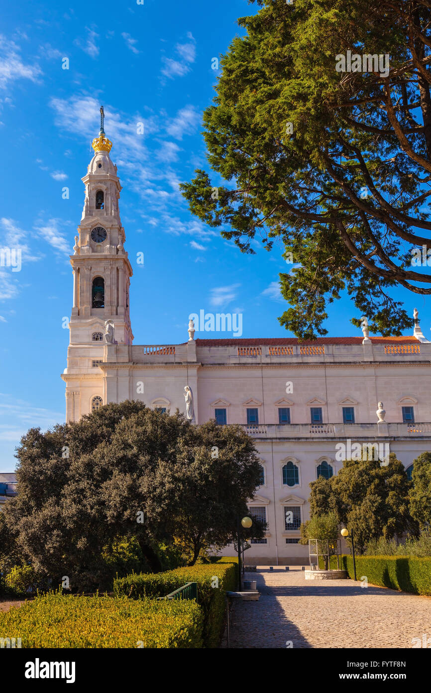 The fatima pilgrimage hi-res stock photography and images - Alamy