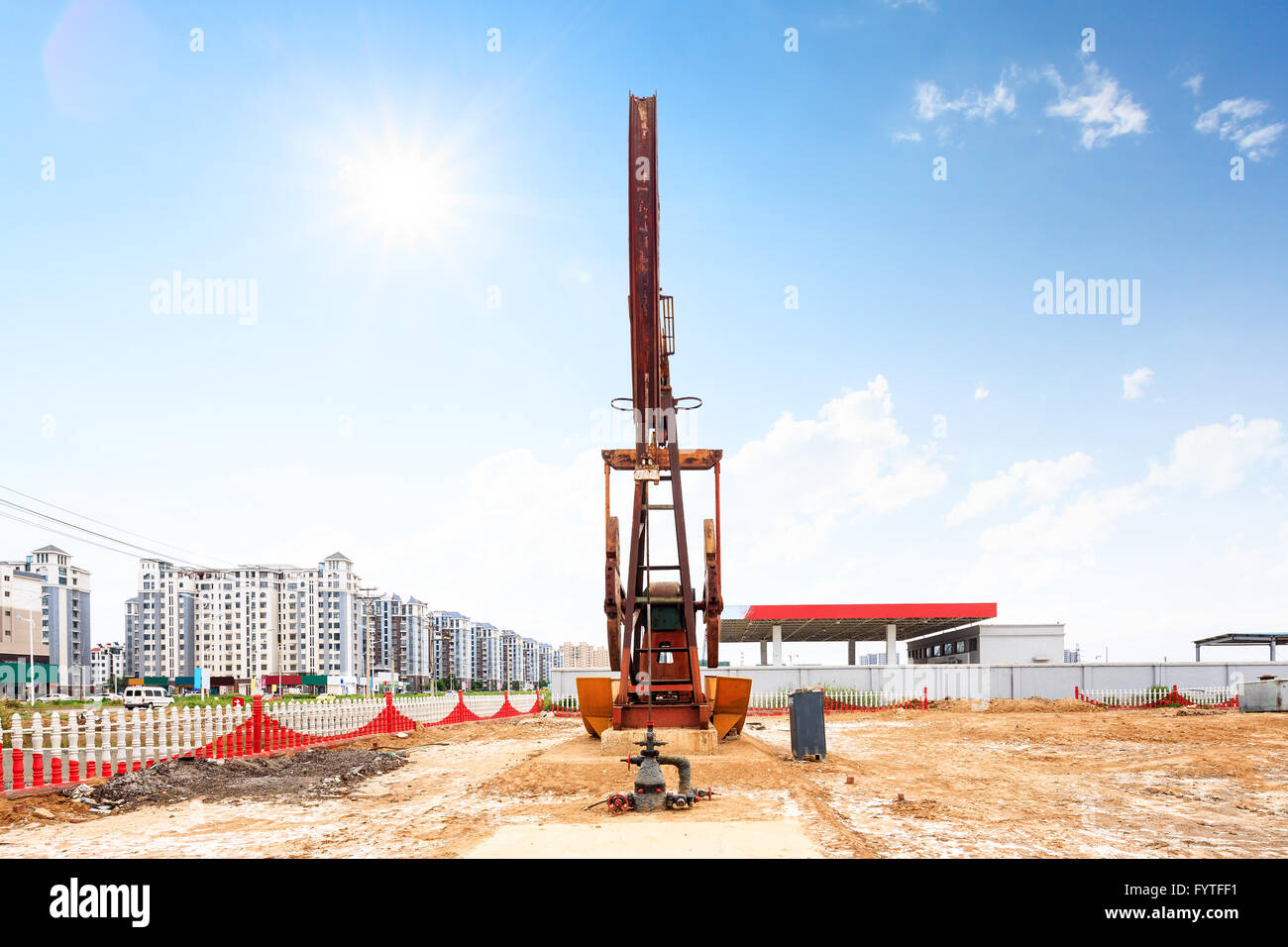 Oilfield drill hi-res stock photography and images - Alamy