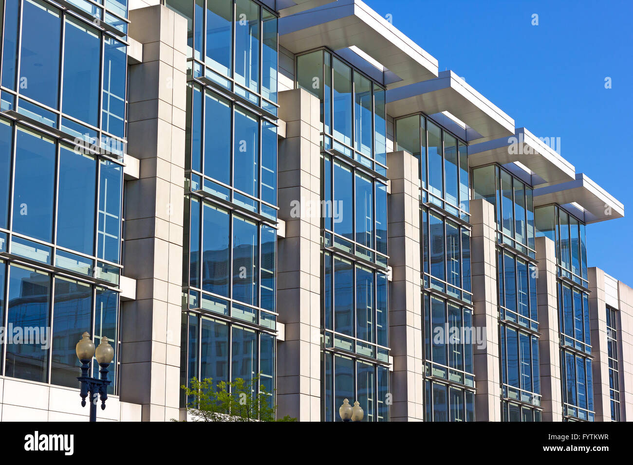 Dc convention center and building hi-res stock photography and images ...