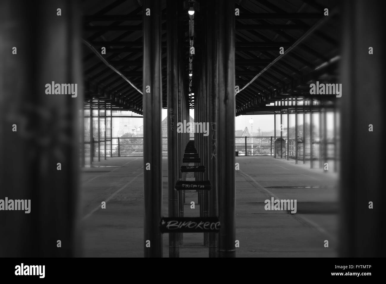 Go Straight Stock Photos & Go Straight Stock Images - Alamy