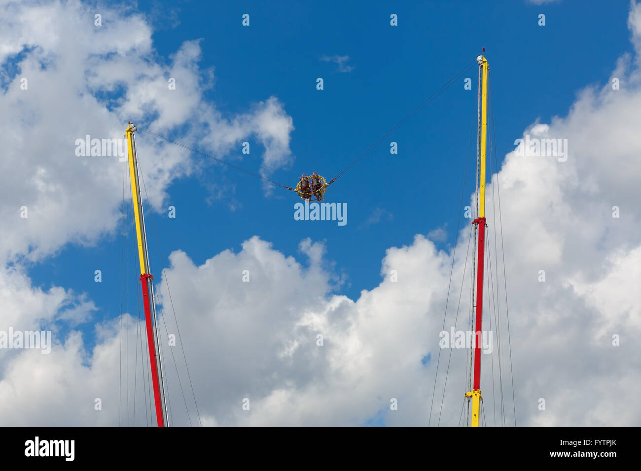 Catapult two hi-res stock photography and images - Alamy
