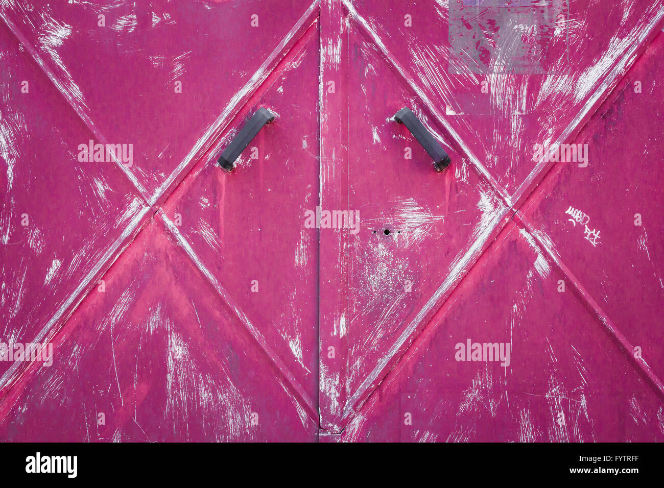 Pink panel hi-res stock photography and images - Alamy