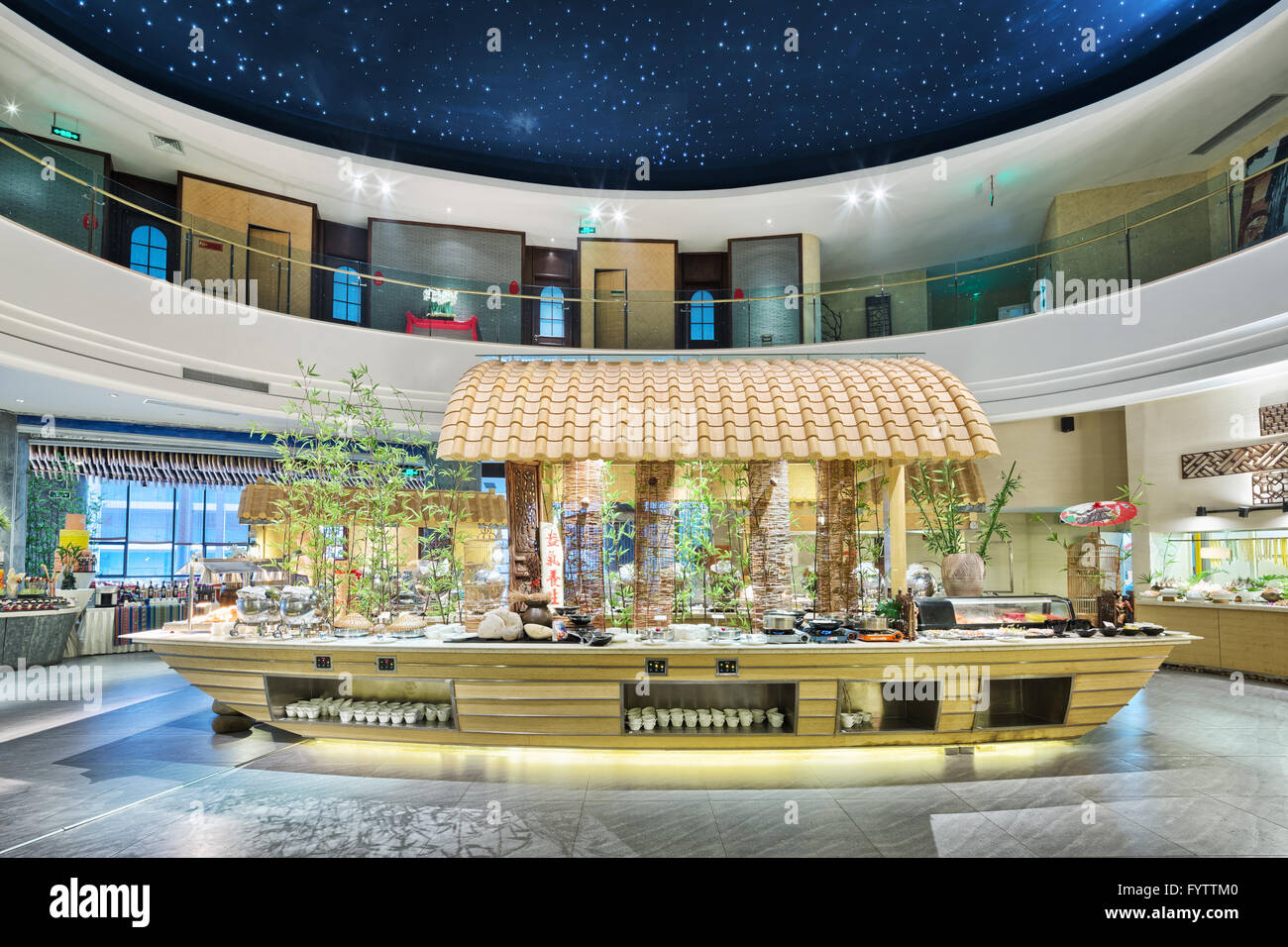 Retail stores hi-res stock photography and images - Alamy