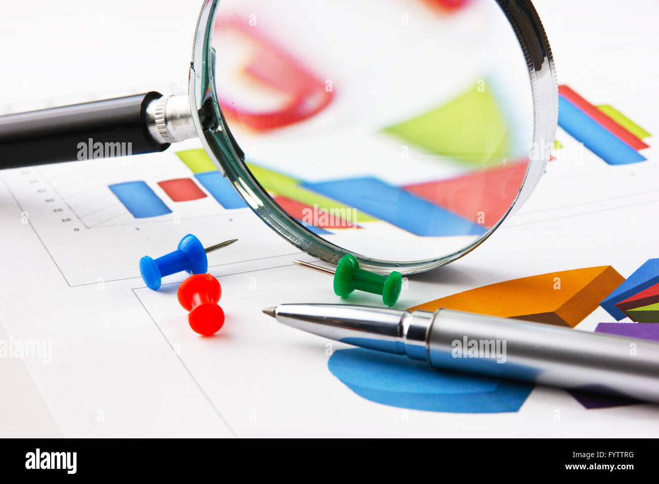 magnifying glass and diagram Stock Photo - Alamy