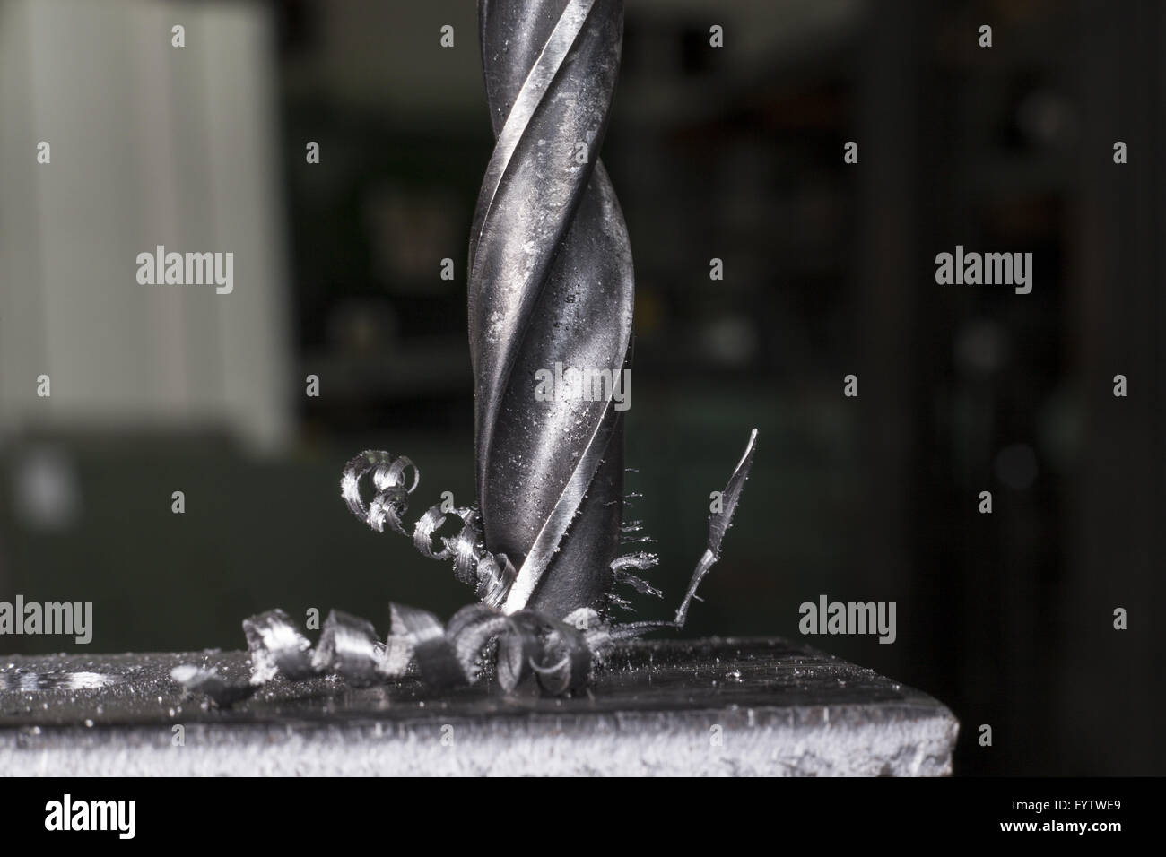 Drilling with cooling hi-res stock photography and images - Alamy