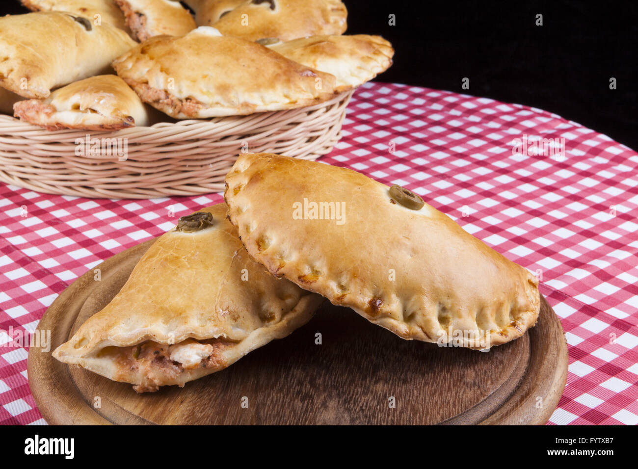 Pakistani pizza hi-res stock photography and images - Alamy