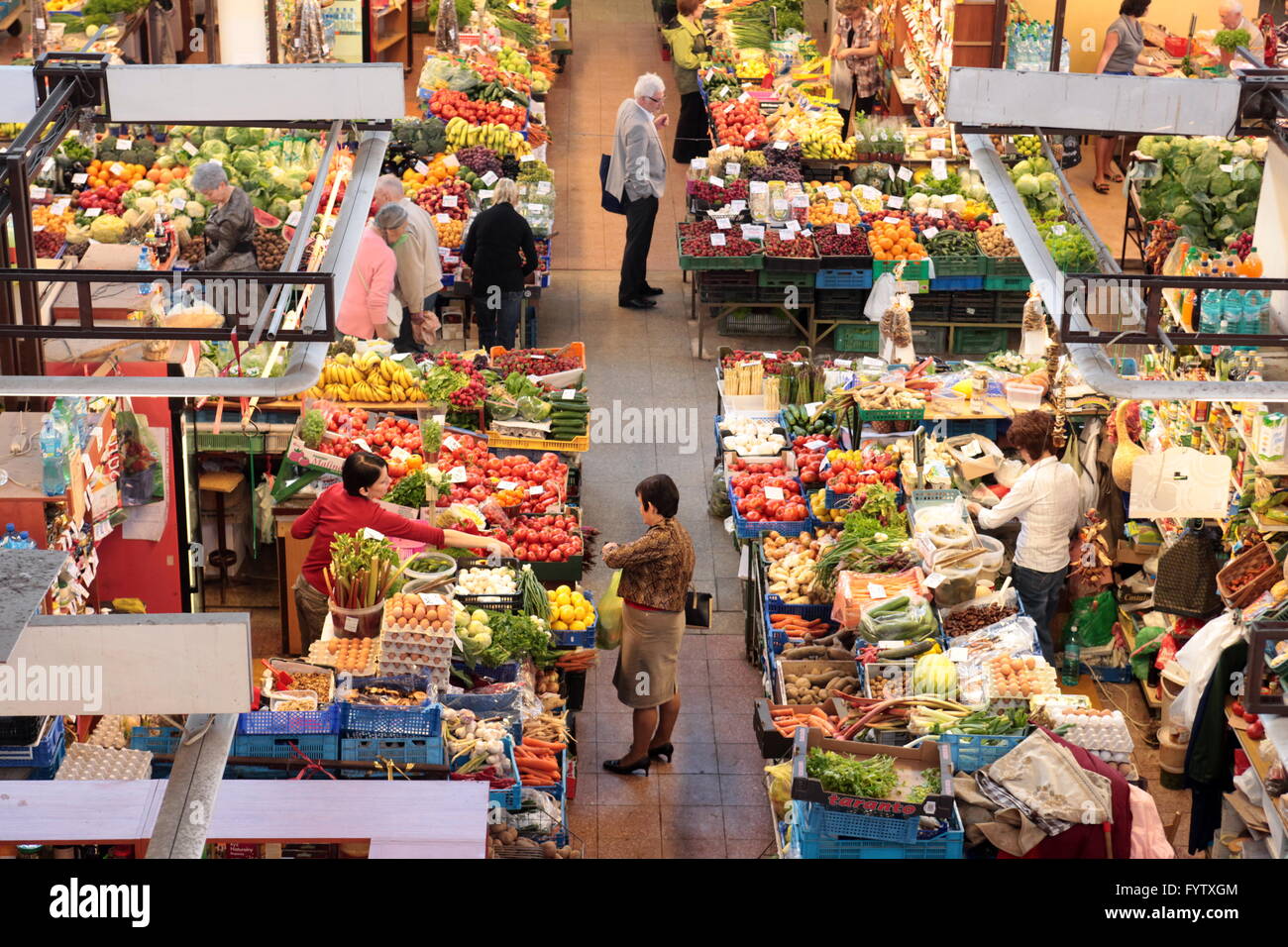 Foodmarket europe hi-res stock photography and images - Alamy