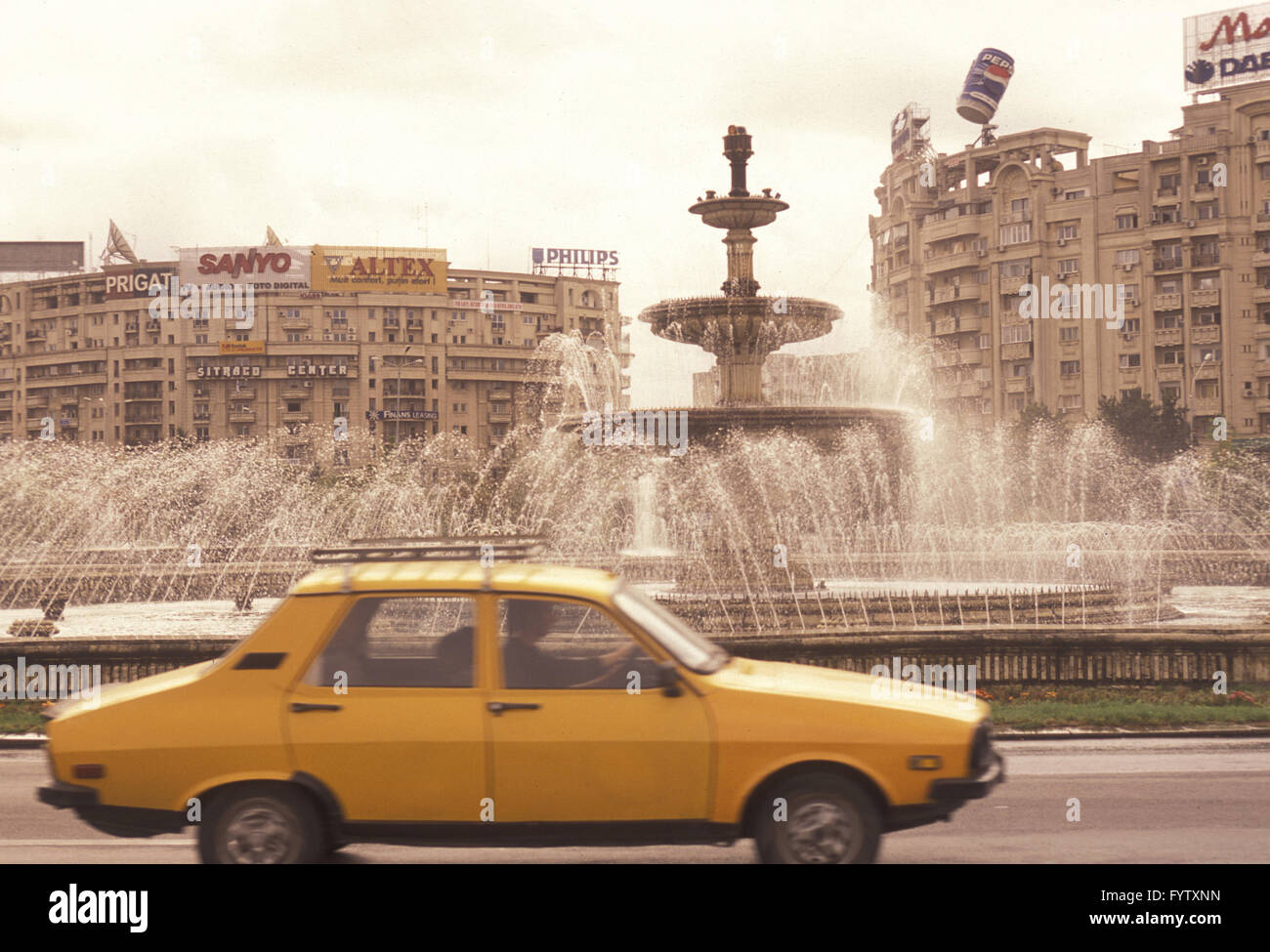EAST EUROPE ROMANIA BUCHAREST SQUARE Stock Photo - Alamy