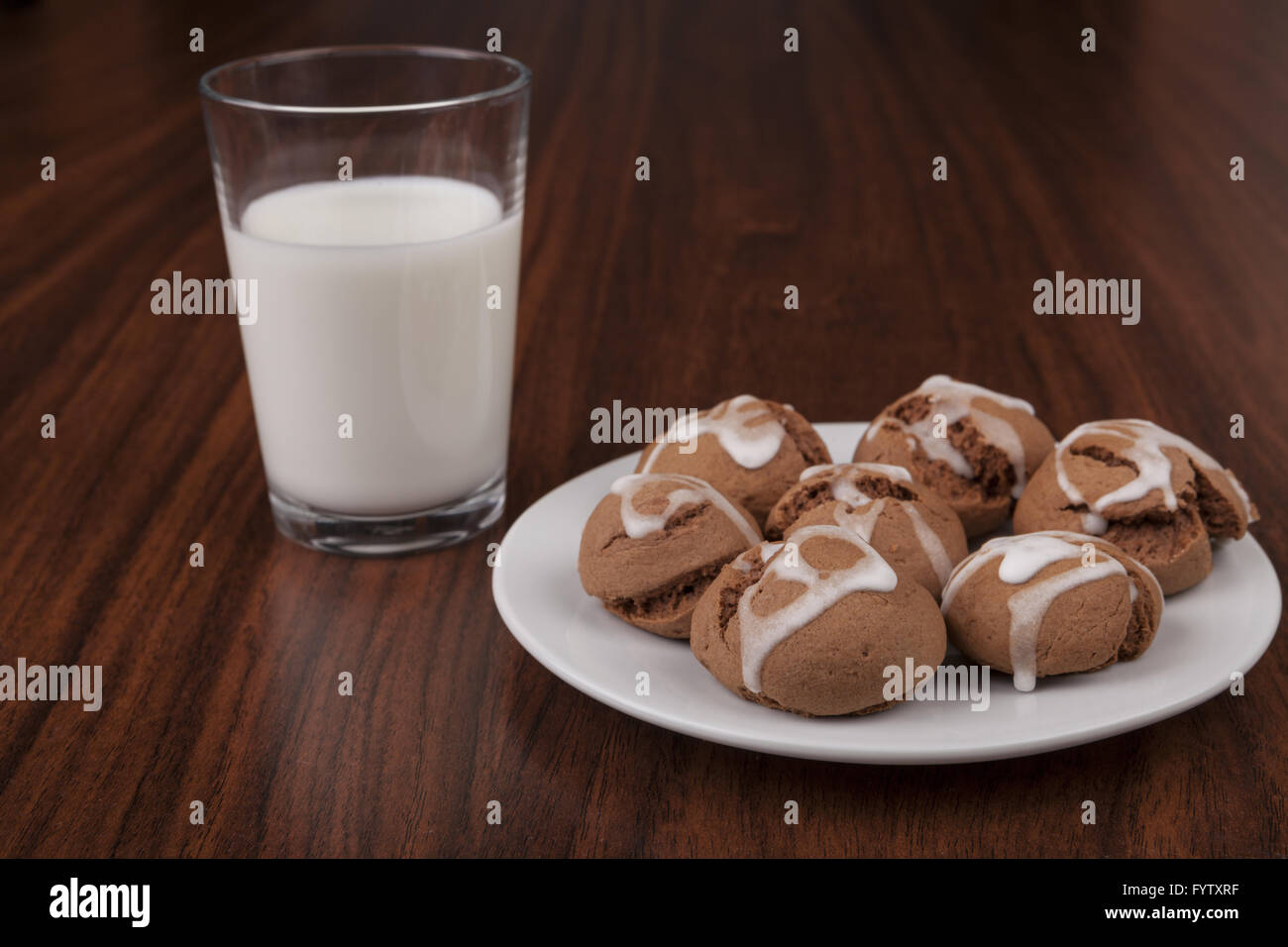 Milk and Cookies Stock Photo - Alamy