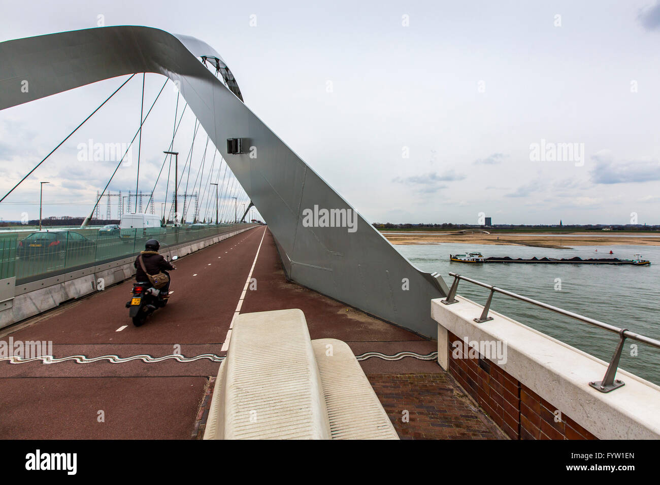 Bike and pedestrian paths hi-res stock photography and images - Alamy