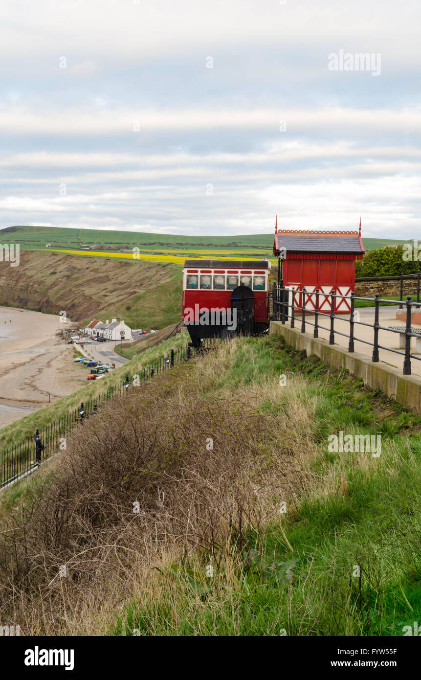 Saltburn Cliff Lift at Saltburn-by-the-Sea Stock Photo - Alamy