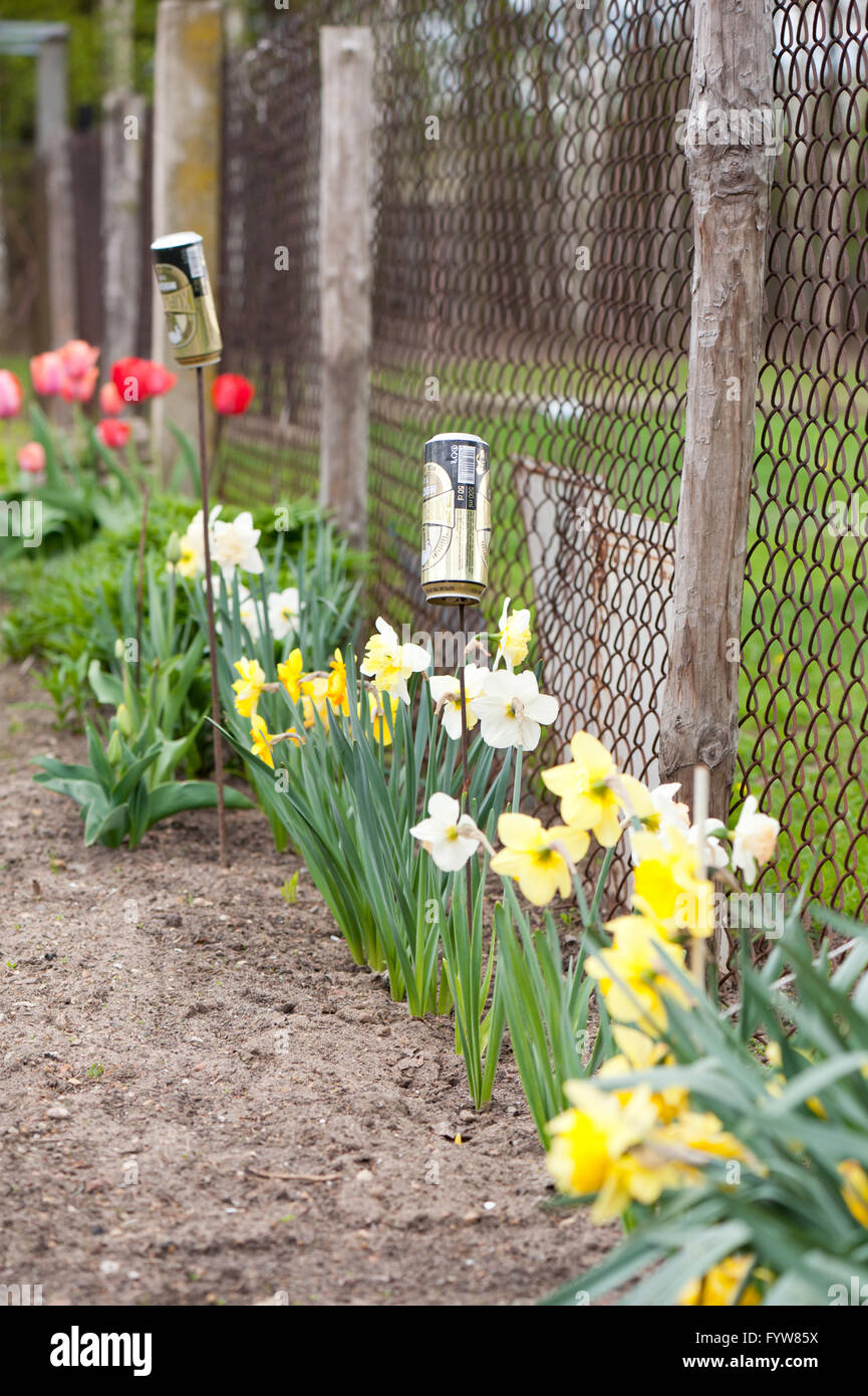 Anti vibration wire hi-res stock photography and images - Alamy