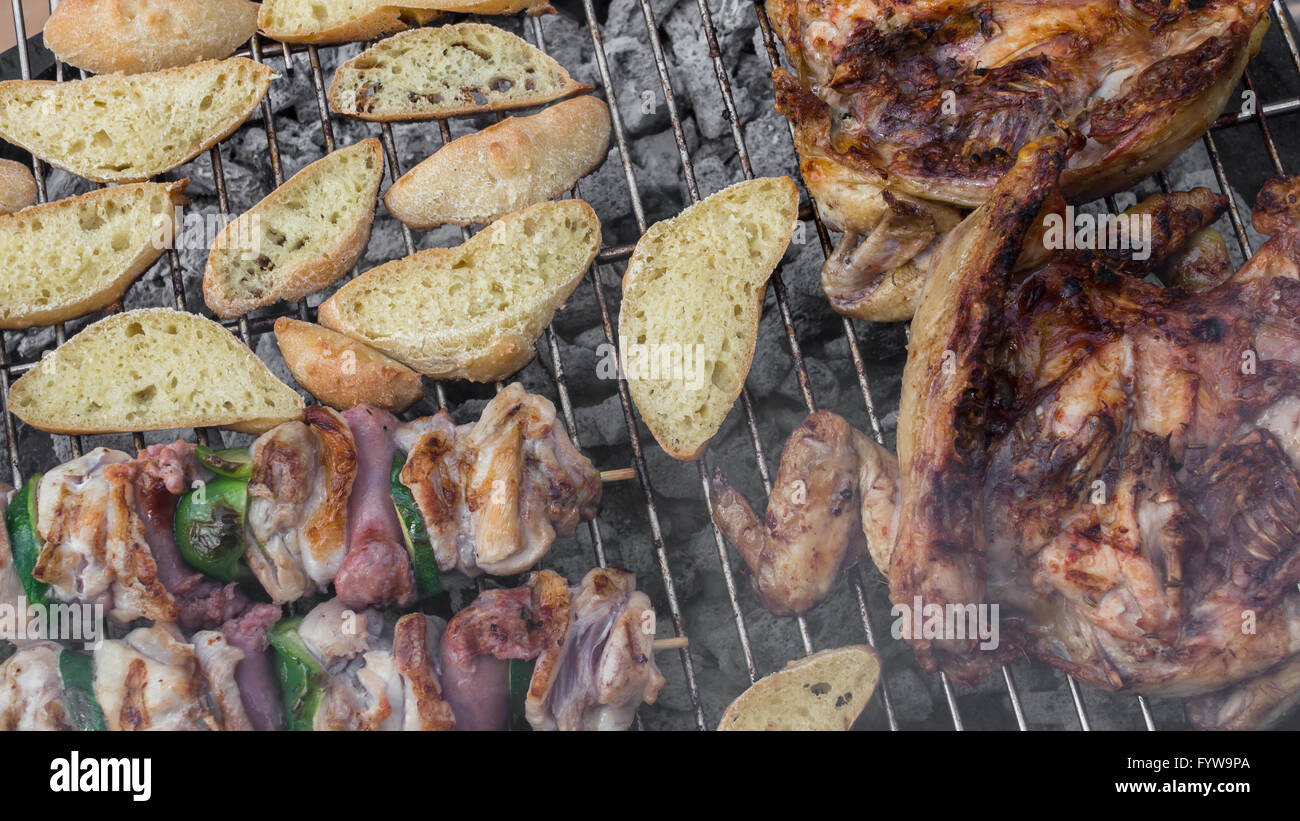Spit roast chicken barbeque hi-res stock photography and images - Alamy