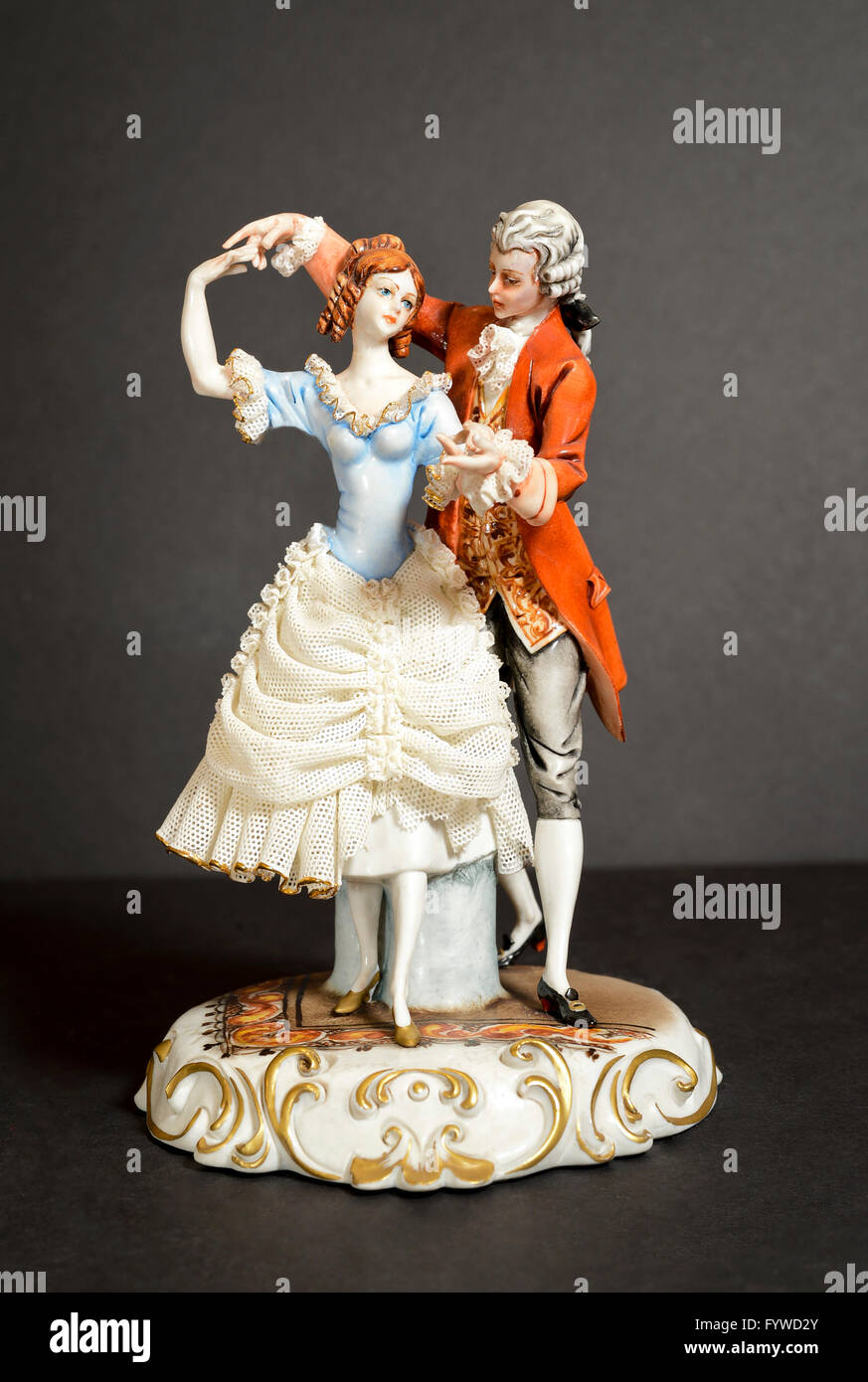 Antique porcelain figurines hi-res stock photography and images - Alamy