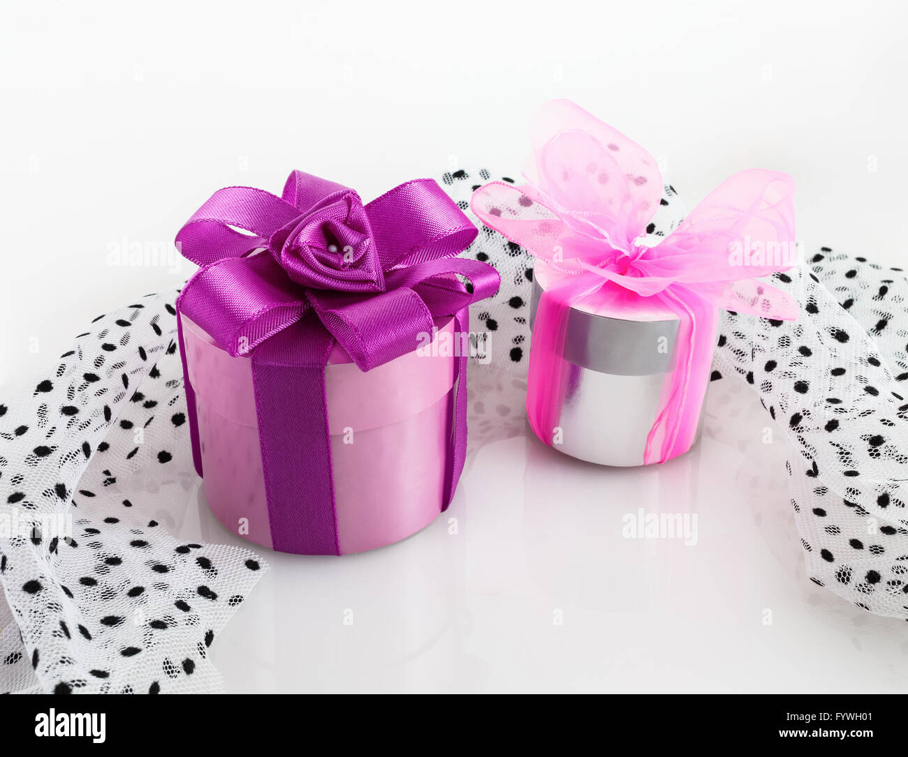 Beautiful gift boxes and packaging hi-res stock photography and images ...