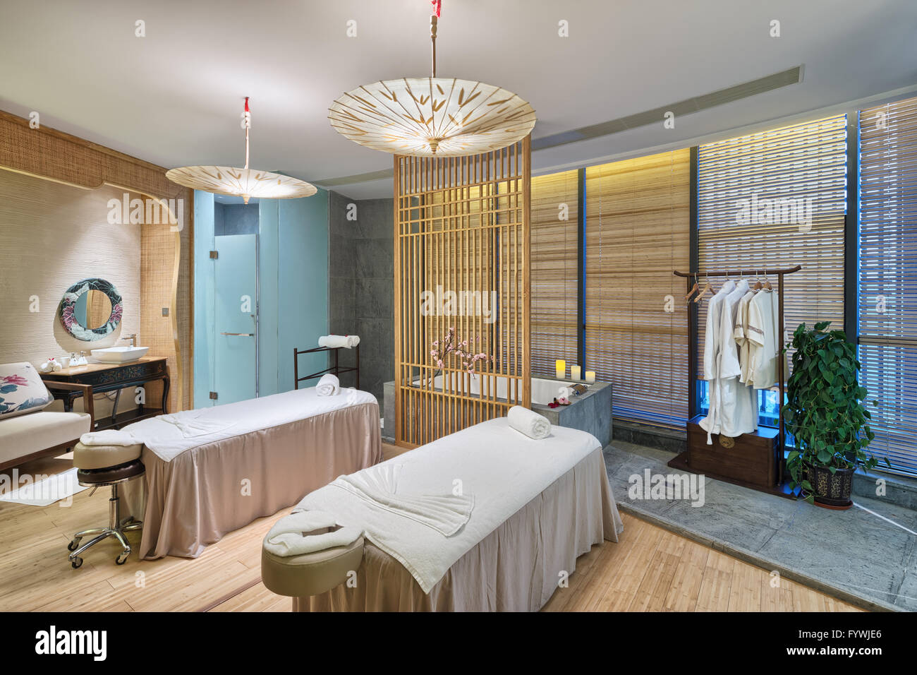 Modern spas hi-res stock photography and images - Alamy