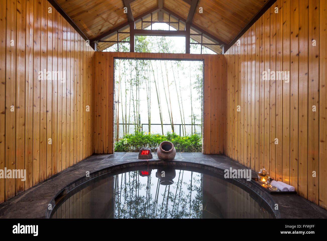 Hotspring spas hi-res stock photography and images - Alamy